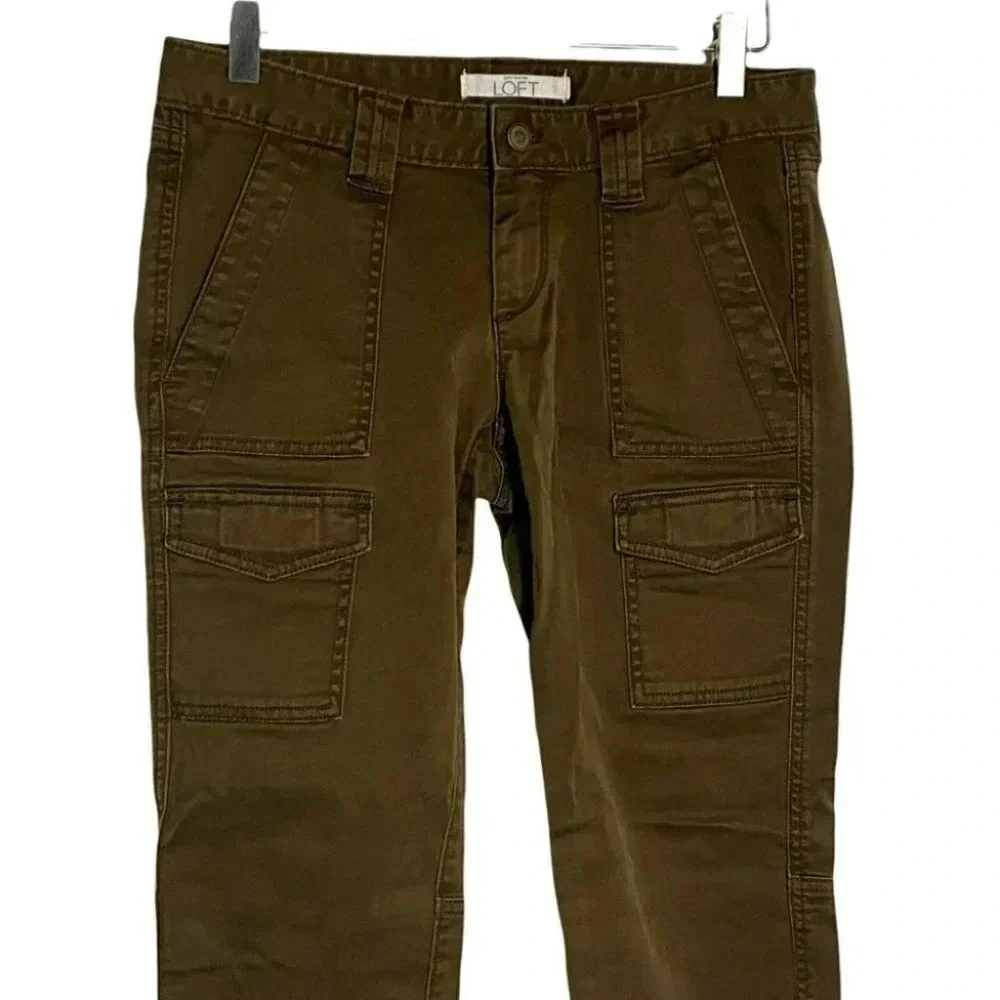 LOFT | Pants & Jumpsuits | Ann Taylor Loft Cargo Pants 4p Olive Green ...
